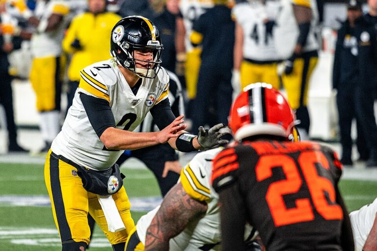 NFL Stars Unapologetic About Appearing At President’s Rally – American ...